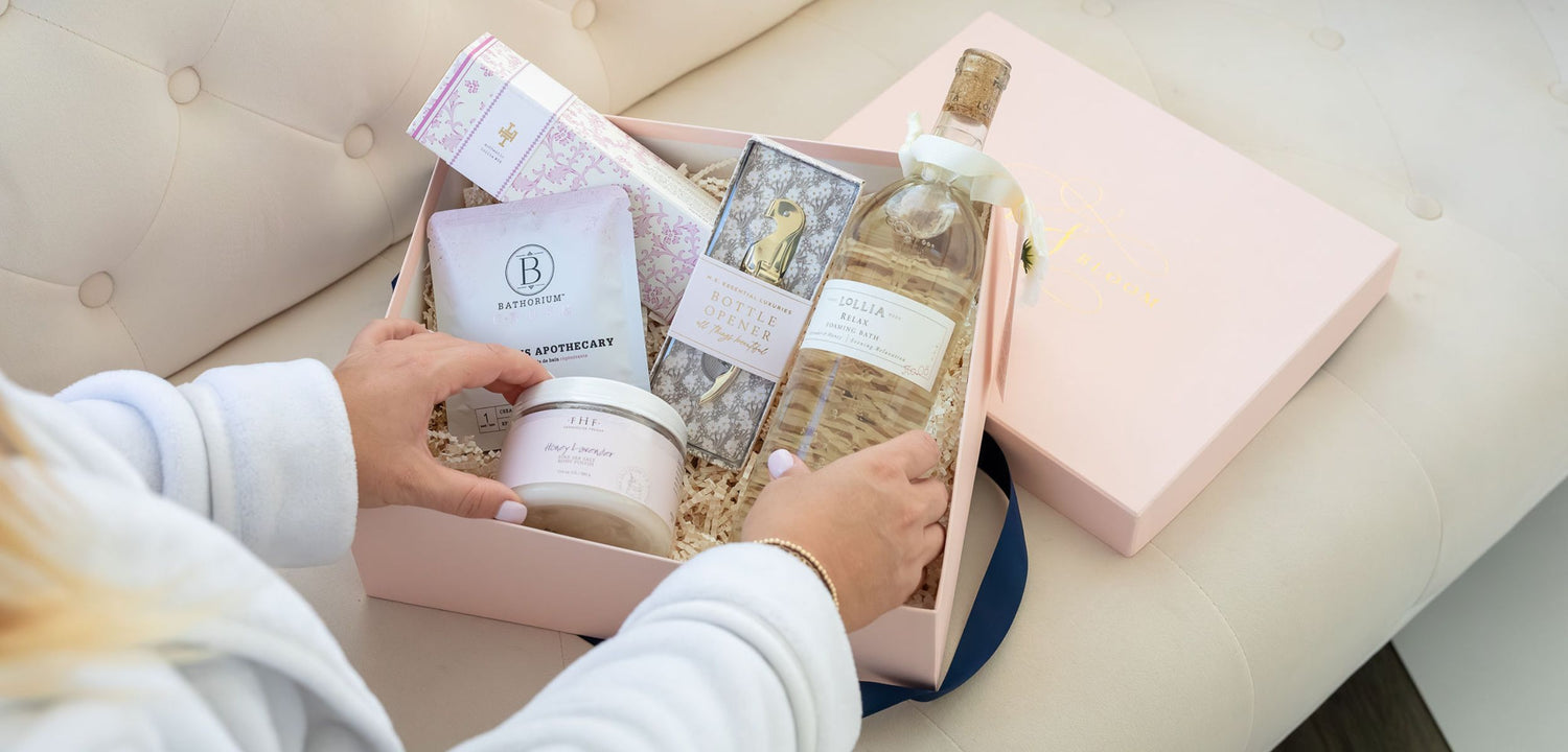 Luxury Curated & Custom Gift Boxes For Women | Luxe & Bloom